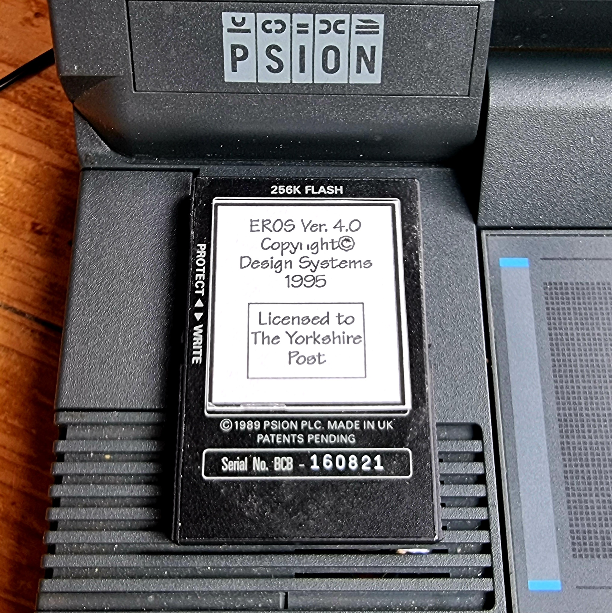 The Psion MC400 EROS – Tandy TRS-80 model 200 replacement? – Room 7609