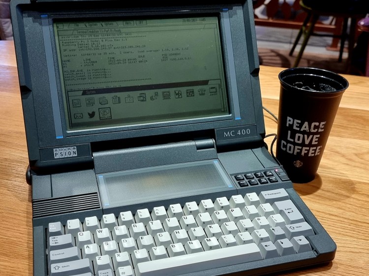 Out and about with a laptop from 1989 – Room 7609